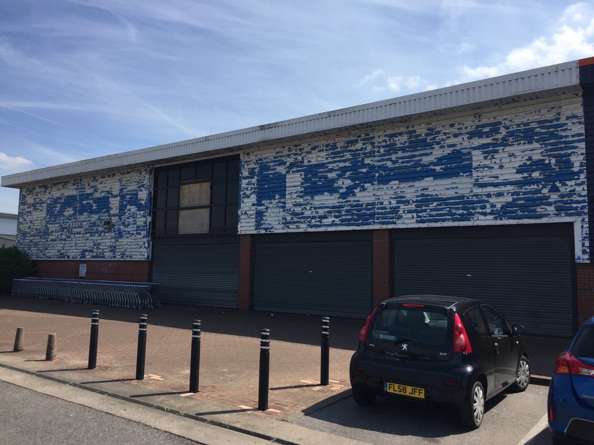 Plastisol Cladding Specification: Home Bargains | Promain.co.uk